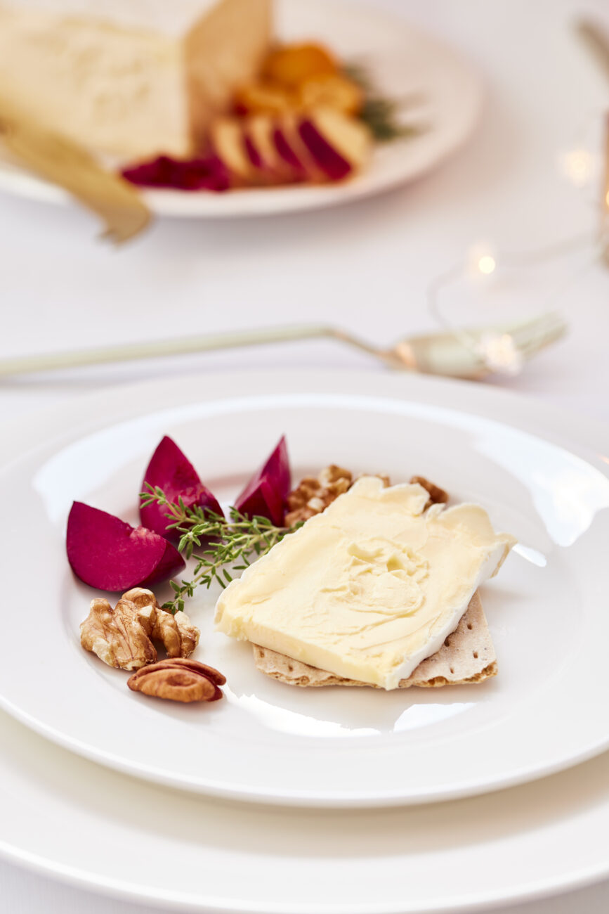 Contact • Saint Angel